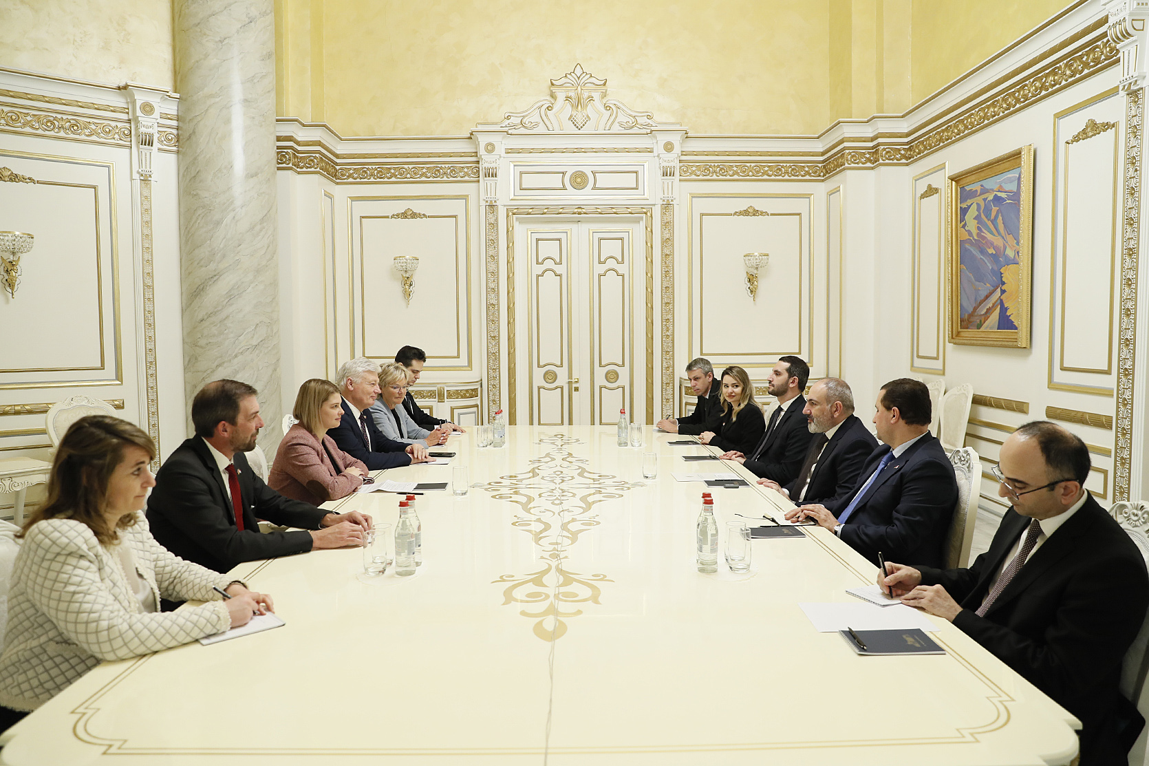 Prime Minister receives members of Chamber of Deputies of Luxembourg