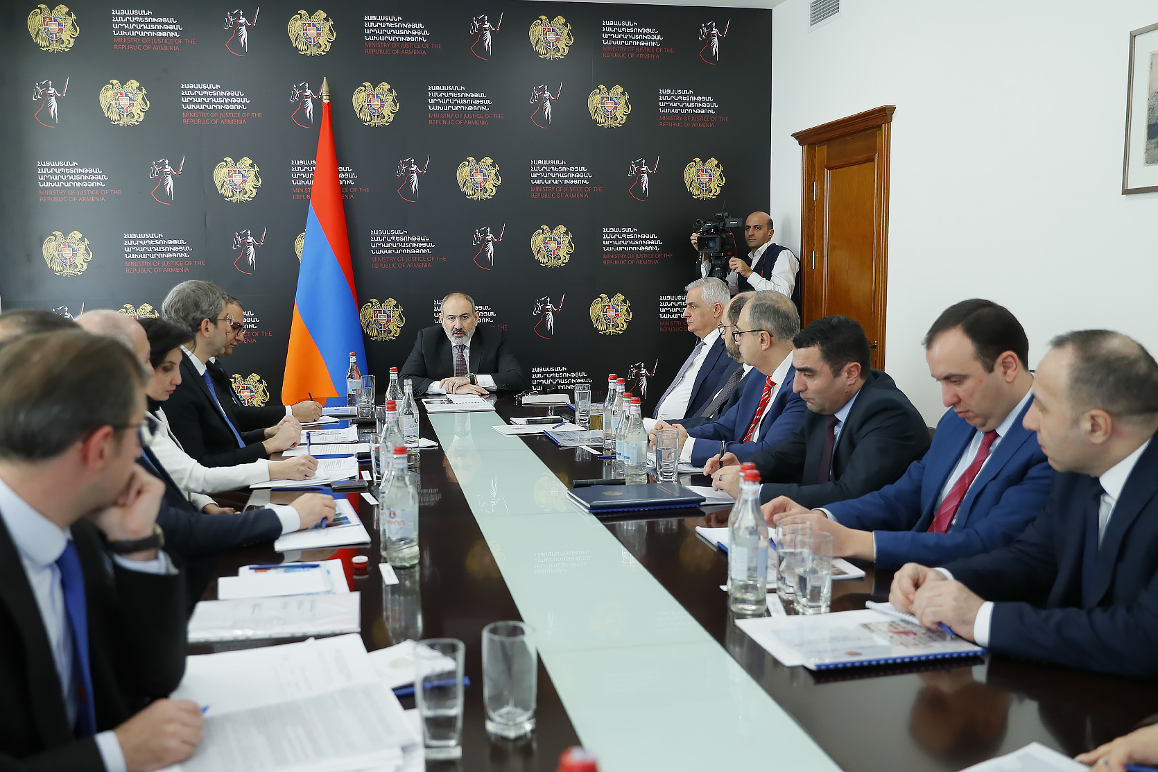 We must have Constitution that makes Armenia more competitive and ...