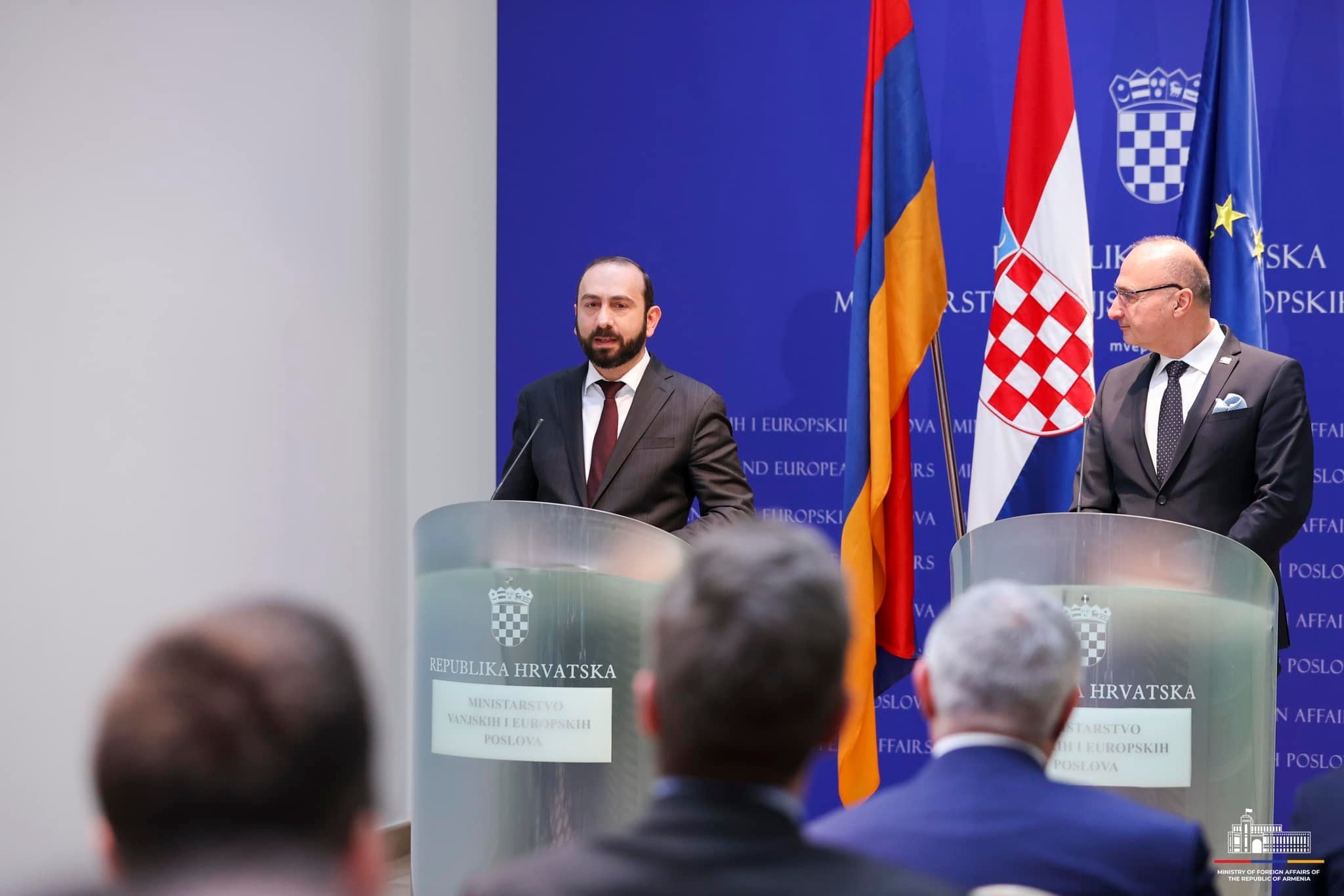 Peace treaty should provide clear basis for further delimitation ...