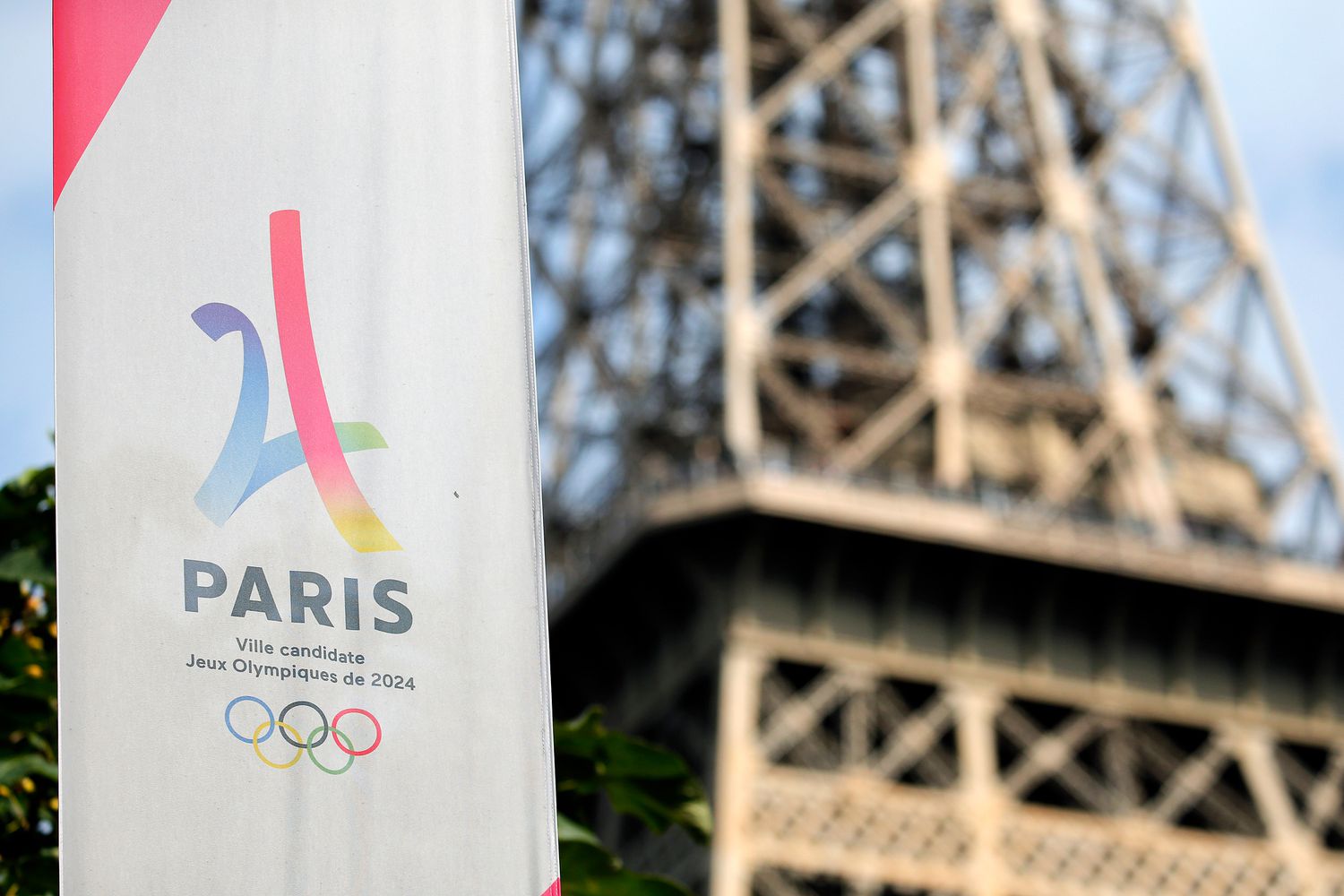 Rainy morning in Paris as countdown begins before Olympics' opening ...
