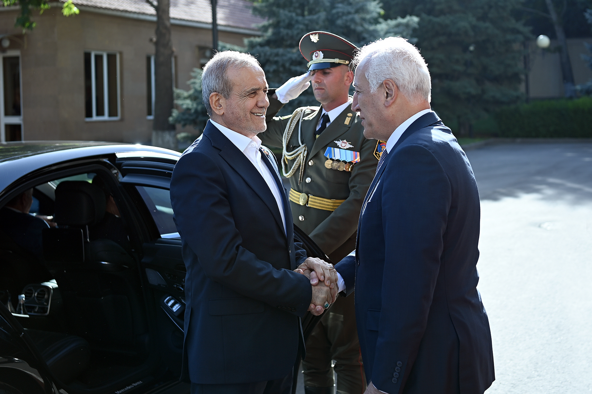 Հայաստանի և Իրանի նախագահներն ընդգծել են կայուն և տևական խաղաղության հաստատման կարևորությունը